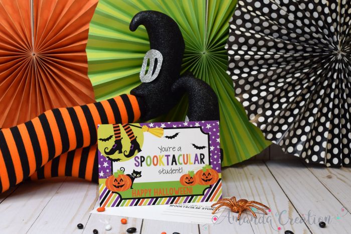 Halloween Teacher Postcards Are Spooktacular – Amanda Creation